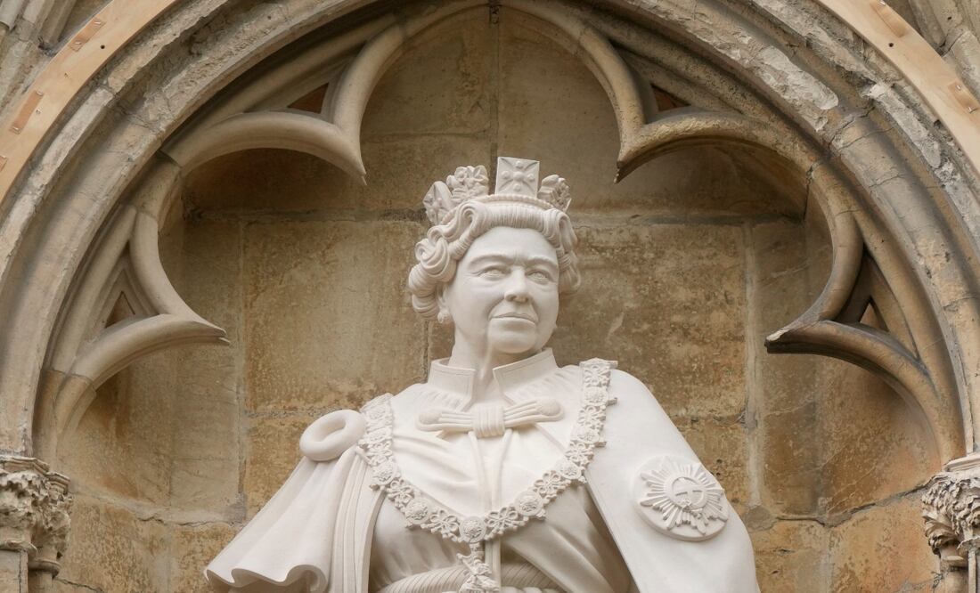 Isabel II. La primera estatua en su honor, develada en York