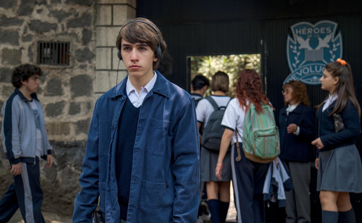 Axel Madrazo, el joven y prometedor actor que protagoniza "Nadie nos va ...
