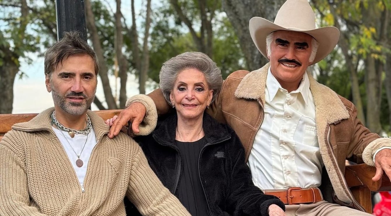 Alejandro Fernández recuerda a su papá, Vicente Fernández, con fotos ...