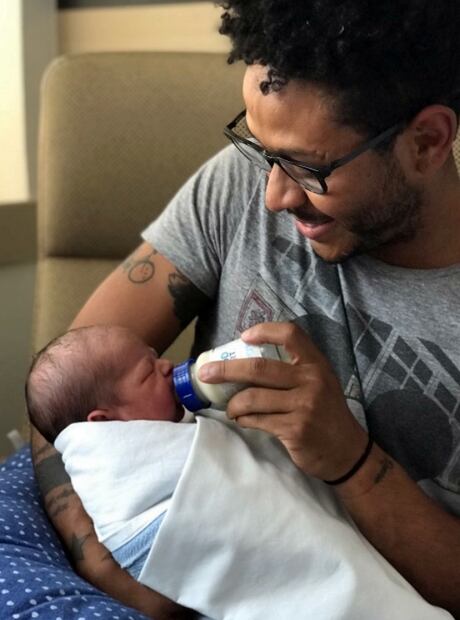 Las primeras fotos de Mikha, el bebé de Kalimba