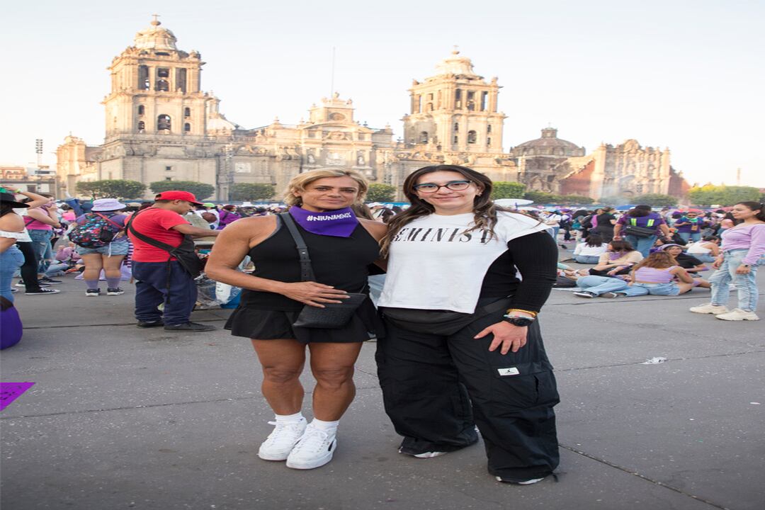 Personalidades que se unieron a la marcha 8M