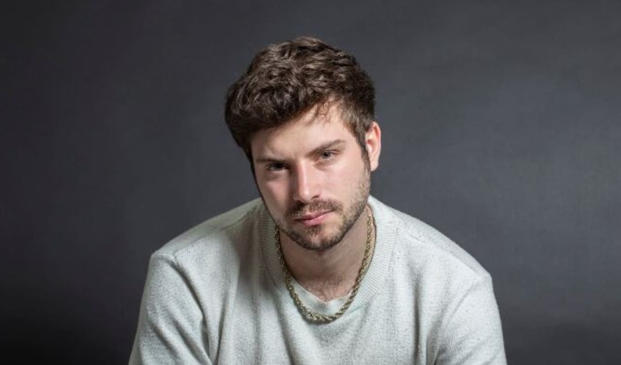 Él es Nicolás Haza, hijo de Ludwika Paleta y Plutarco Haza, que triunfa ...